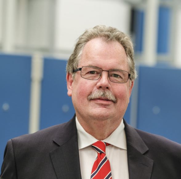 Monforts says goodbye to Klaus Heinrichs - The Textile Magazine