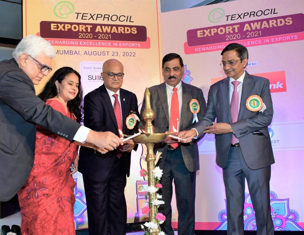 Indian Textile Industry Could Achieve Exports Of Usd 100 Billion In The