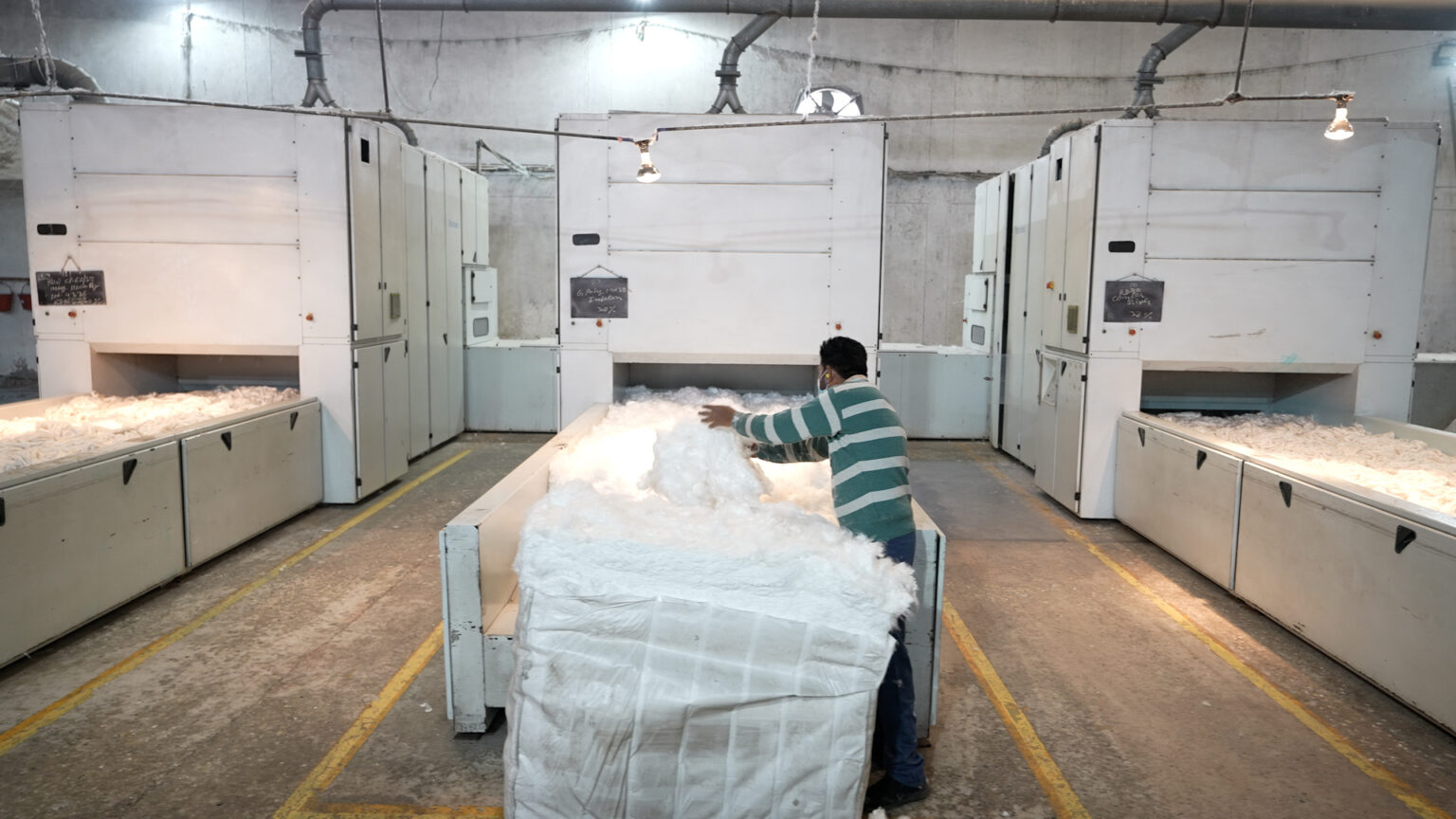 Cedaar Textile plans to raise ₹60.90 cr from IPO; sets price band at ...